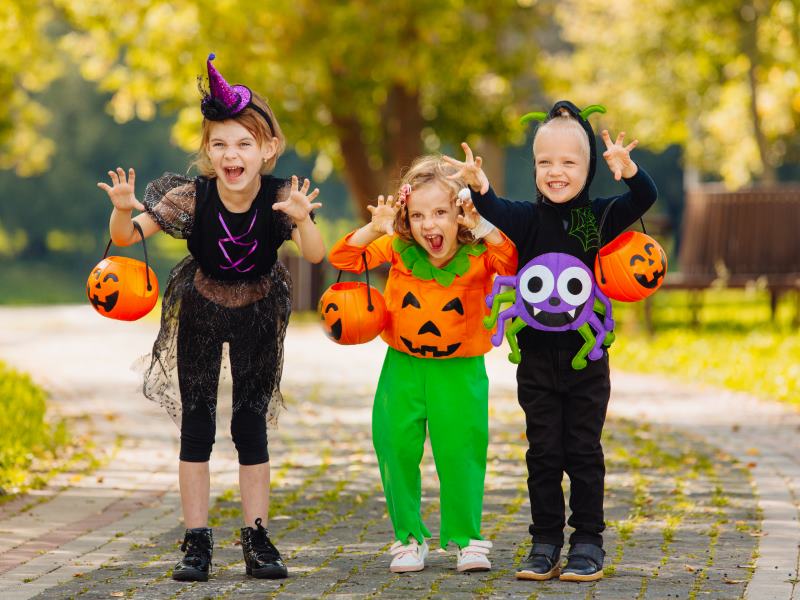 RV Resort in Ft. Hopkins, MI - Sun Retreats Gun Lake