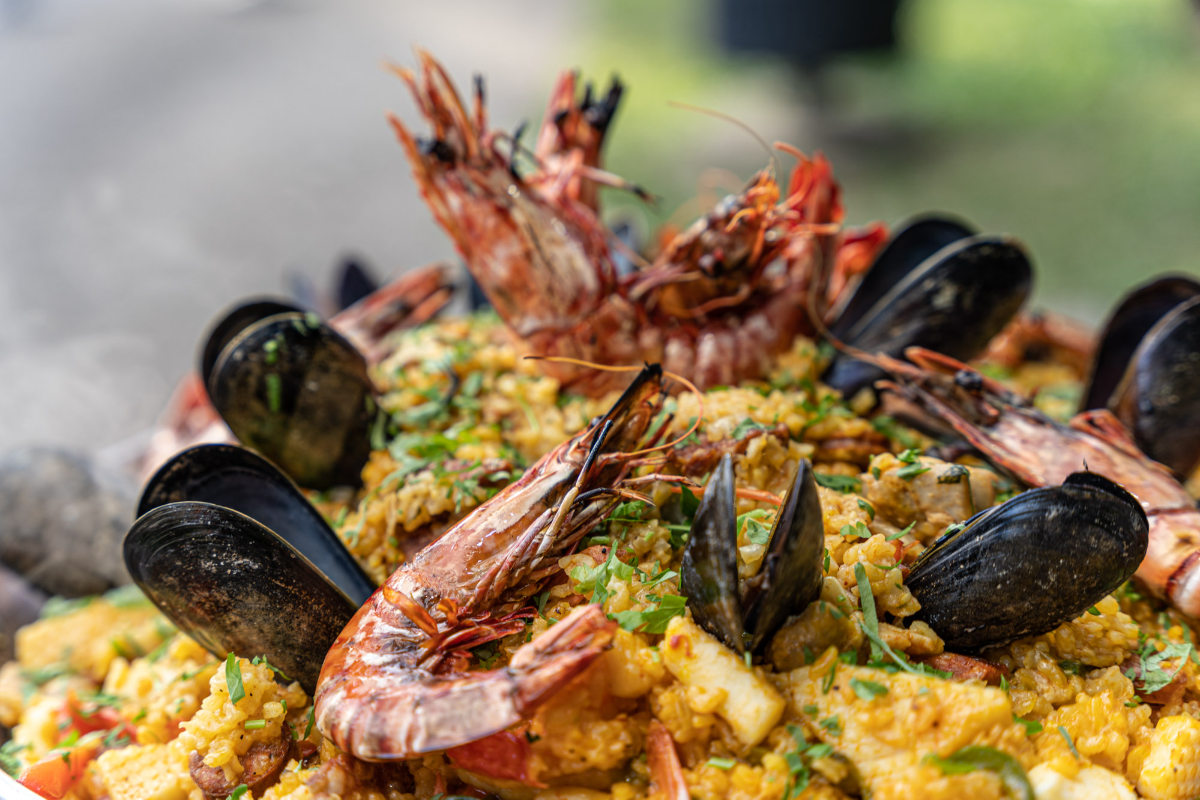 Chef's Giant Paella