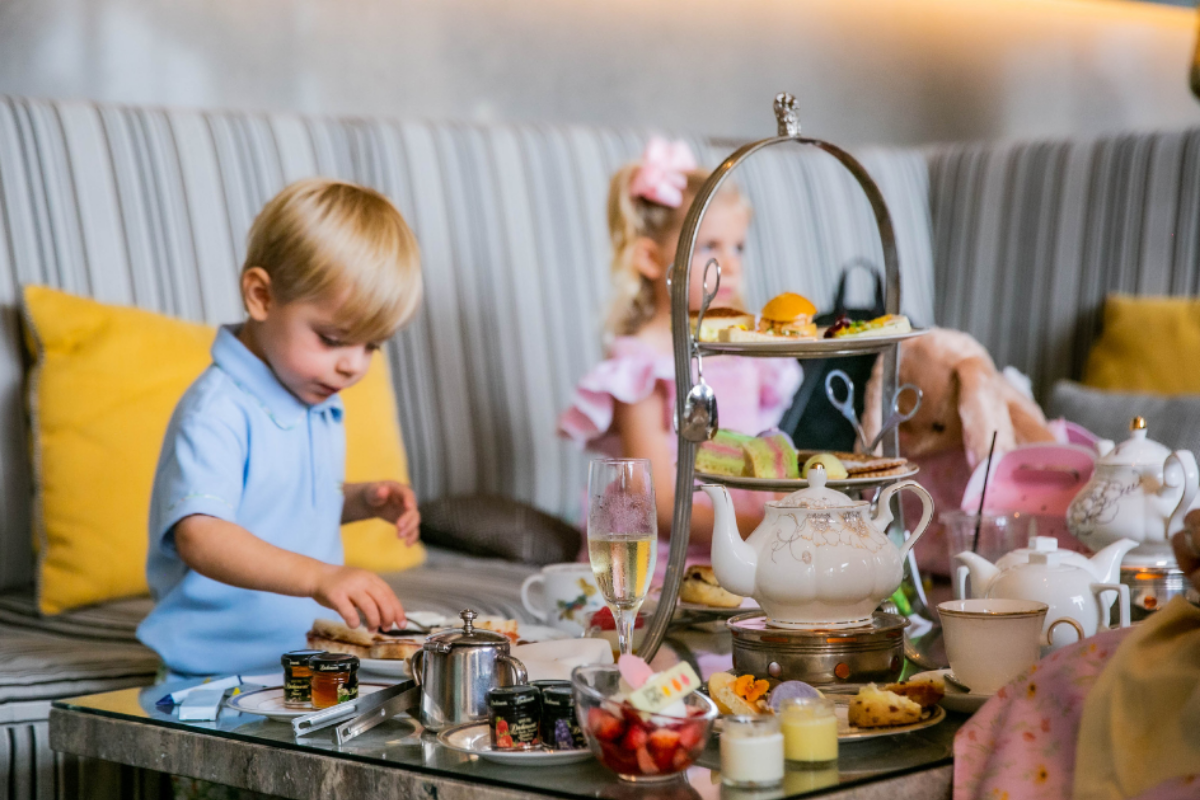 SANTA'S TEDDY BEAR TEA